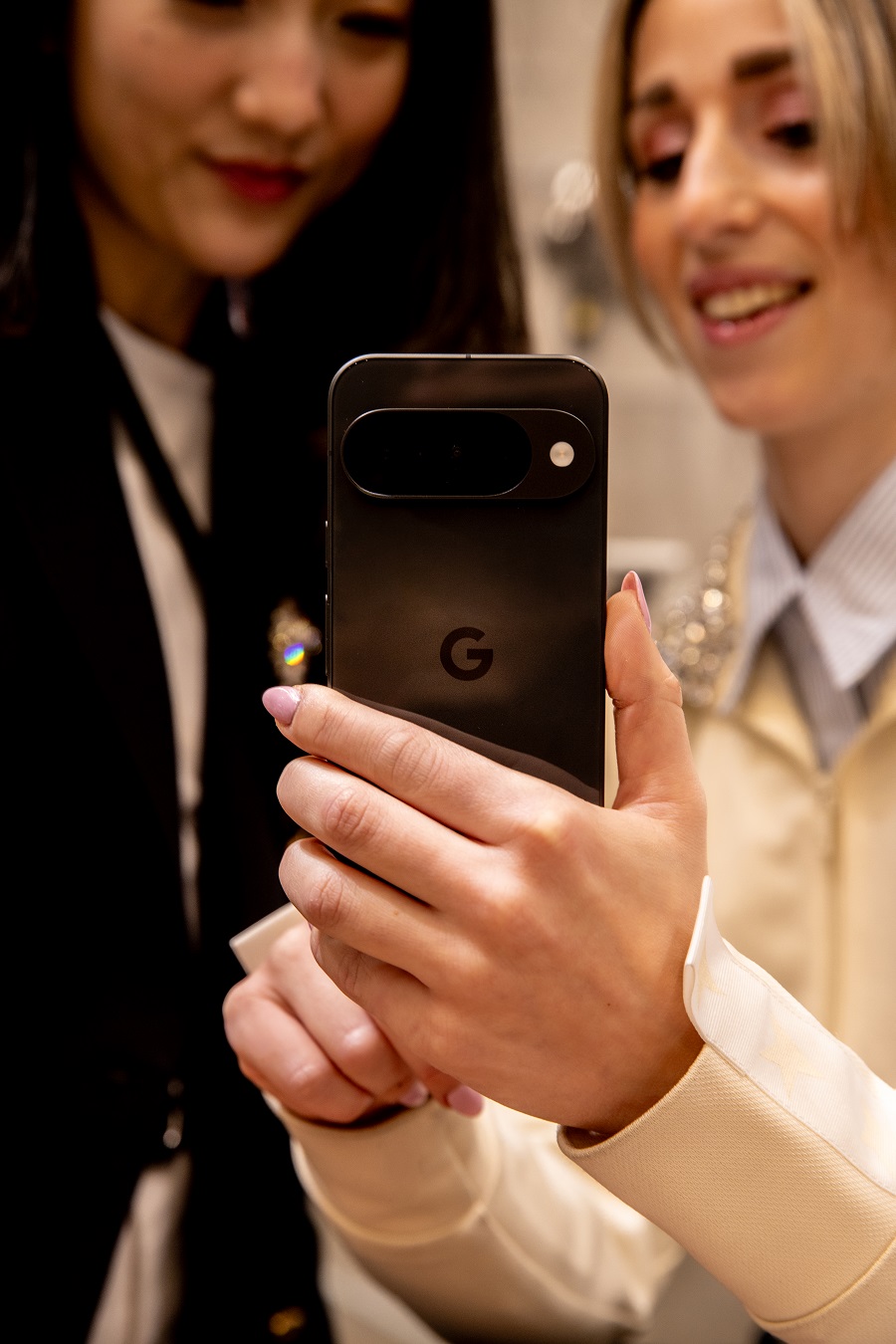 Google Pixel e Golden Goose insieme per portare l’AI negli store di ...